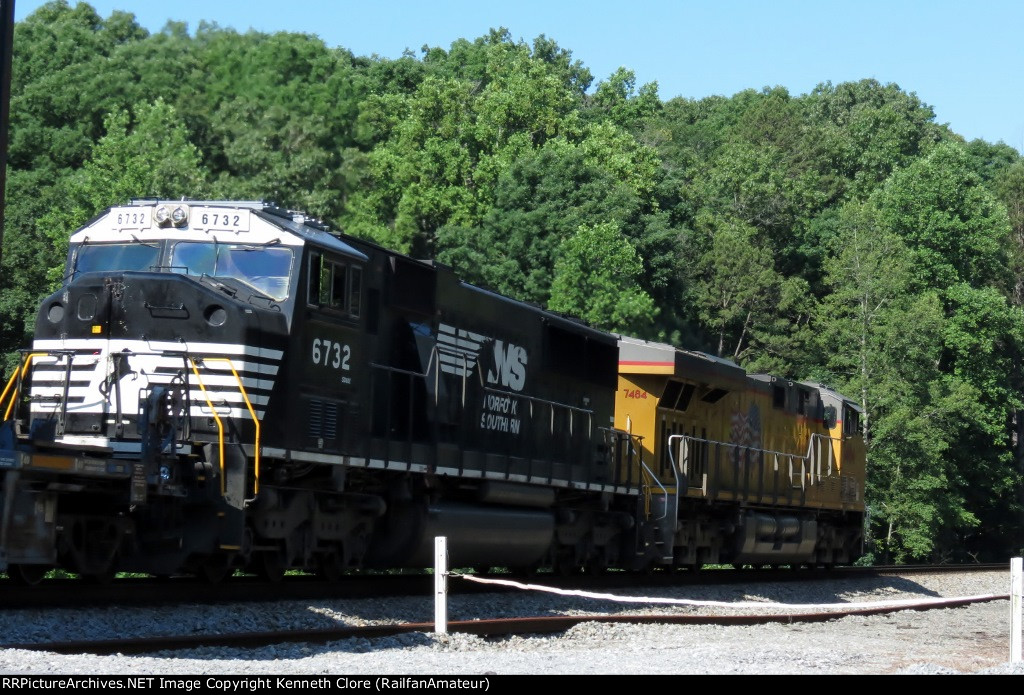 NS train #221 (Intermodal) (Charlotte, NC - Atlanta, GA) (pic 2)